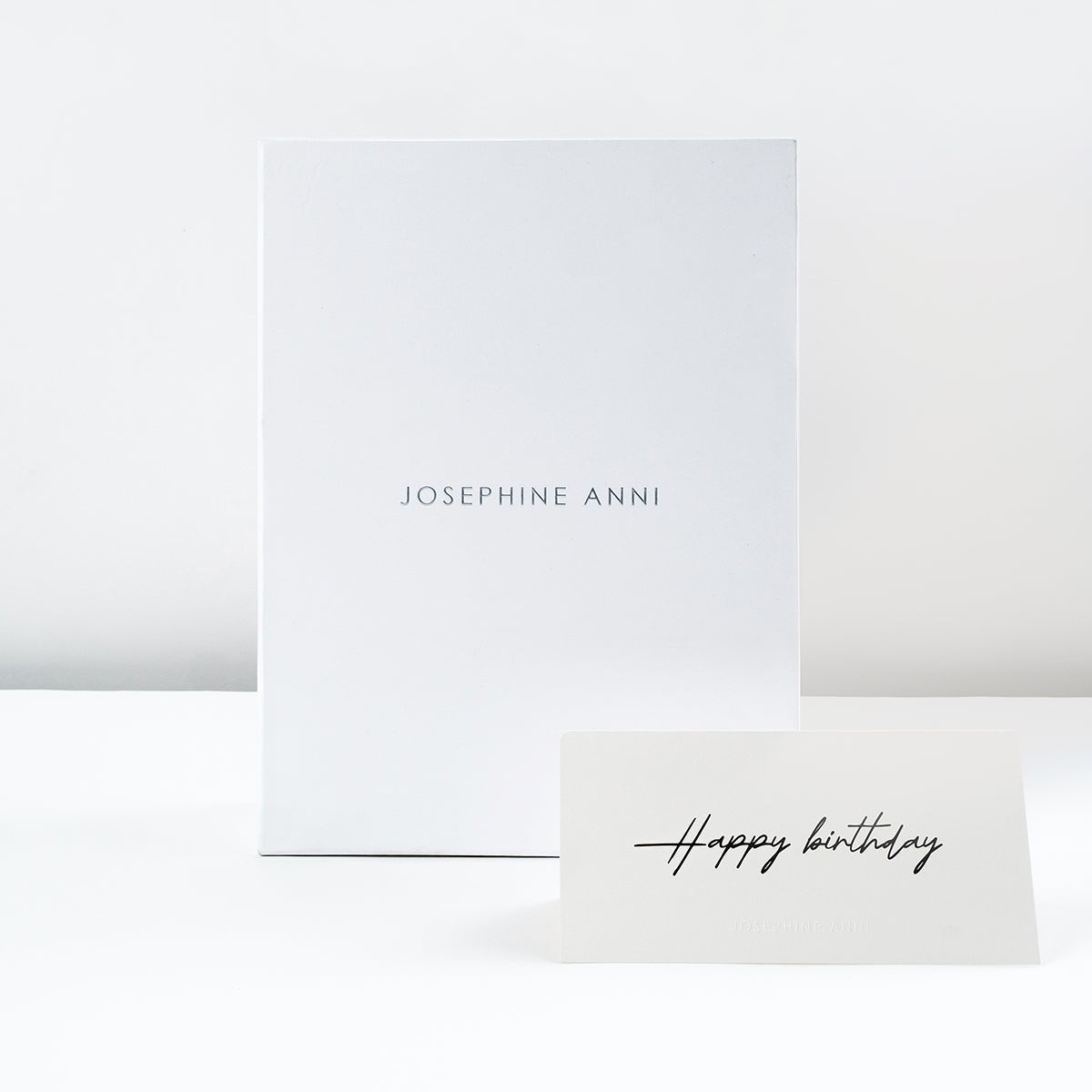 GIFT – Josephine Anni